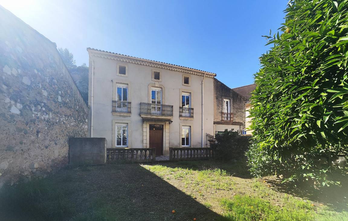 135 M² Huis ∙ 3 Slaapkamers ∙ 6 Gasten - Roquebrun