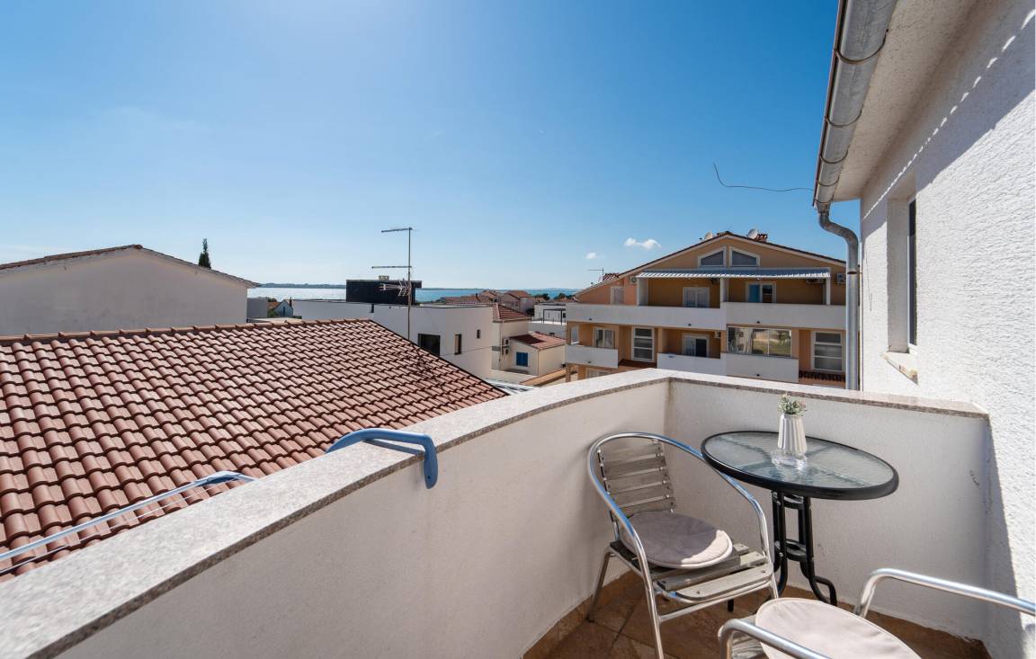 50 M² Apartment ∙ 2 Bedrooms ∙ 4 Guests - Nin