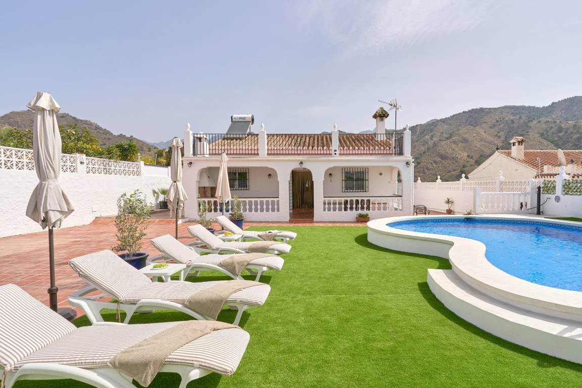 120 M² Villa ∙ 2 Habitaciones ∙ 6 Huéspedes - Frigiliana