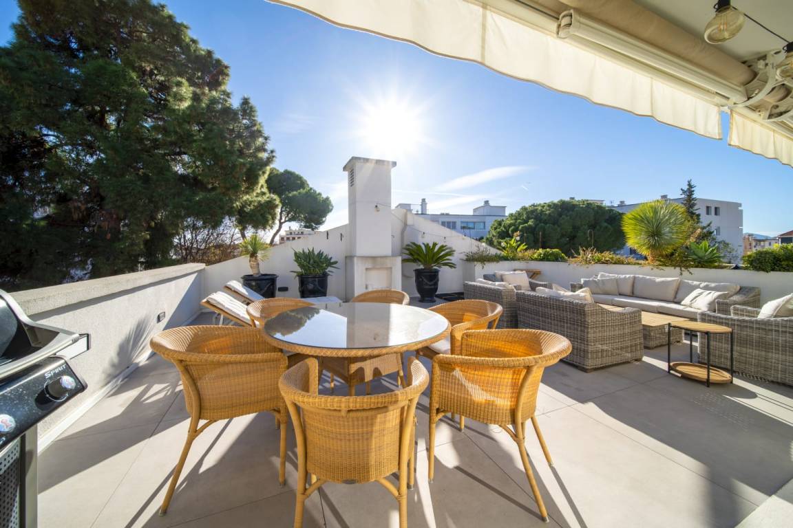 150 M² Apartment ∙ 3 Bedrooms ∙ 6 Guests - Cannes
