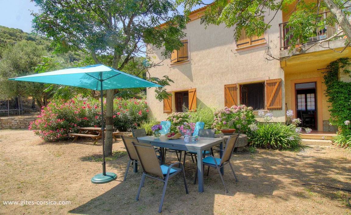 67 M² Gîte ∙ 2 Schlafzimmer ∙ 4 Gäste - Corse