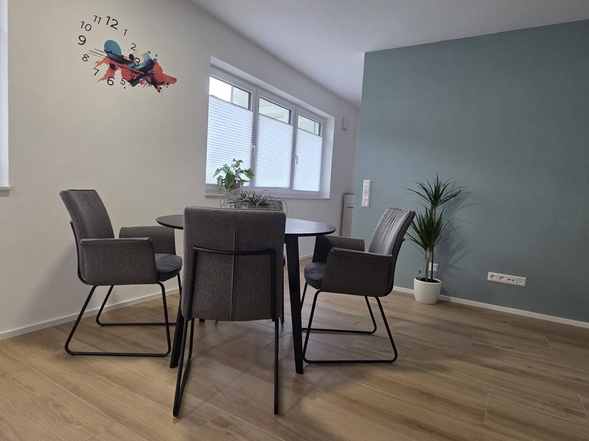 37 M² Ferienwohnung ∙ 1 Schlafzimmer ∙ 2 Gäste - Biberach an der Riß