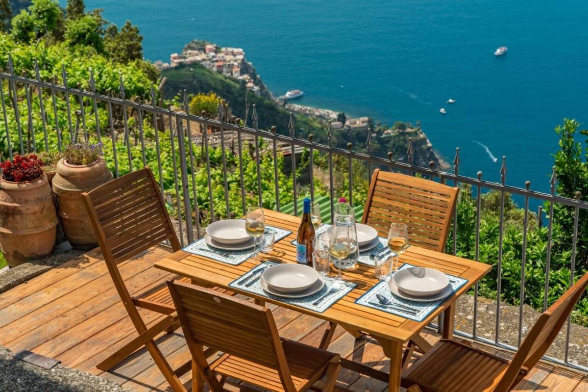 70 M² Ferienwohnung ∙ 2 Schlafzimmer ∙ 4 Gäste - Cinque Terre