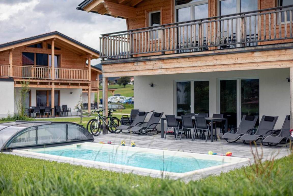 142 M² Ferienhaus ∙ 3 Schlafzimmer ∙ 6 Gäste - Siegsdorf
