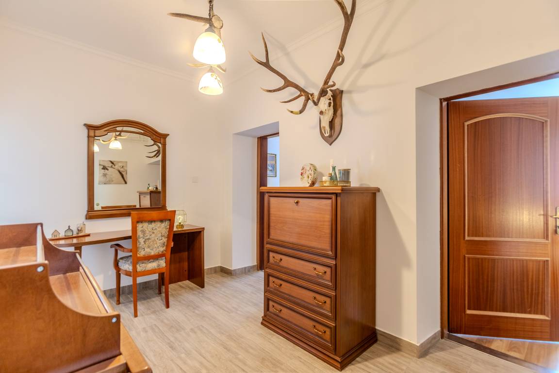 80 M² Apartment ∙ 2 Bedrooms ∙ 6 Guests - Badacsony