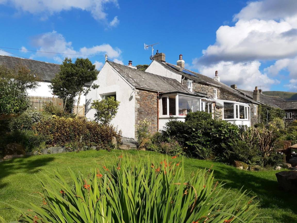 Cottage ∙ 4 Bedrooms ∙ 8 Guests - Borrowdale