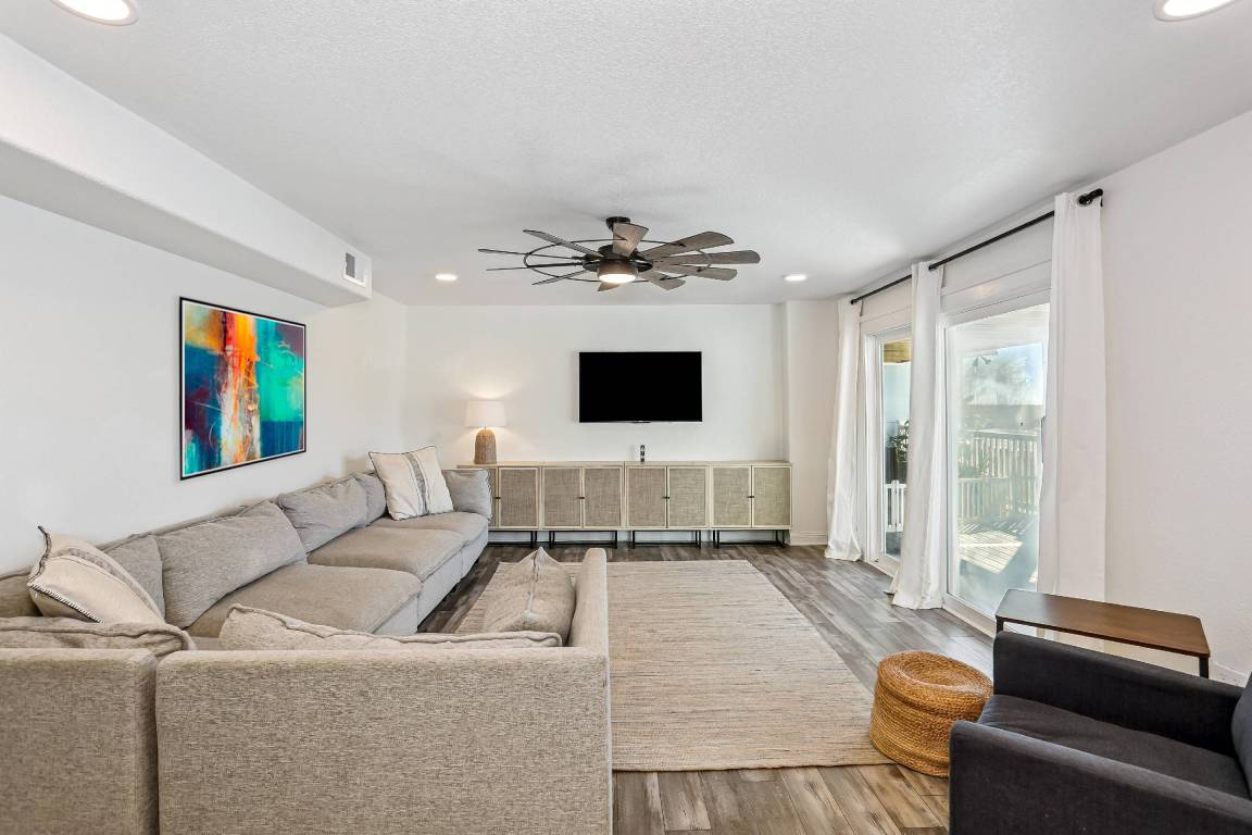 119 M² Condo ∙ 2 Bedrooms ∙ 6 Guests - Pensacola Beach, FL
