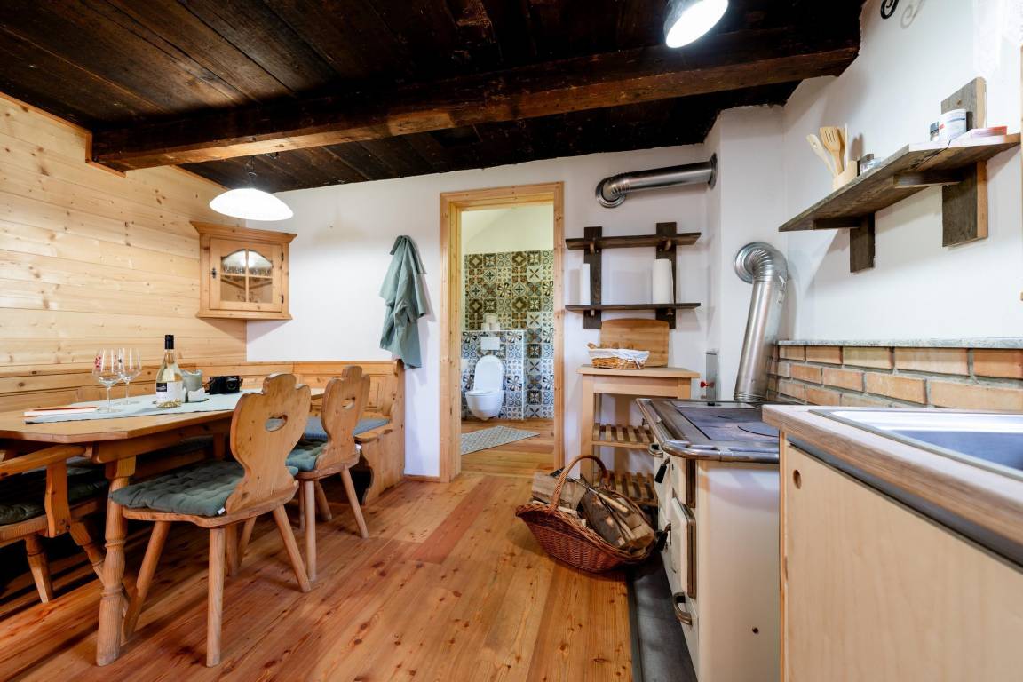 25 M² Kajuta ∙ 1 Sovrum ∙ 4 Gäster - Alperna
