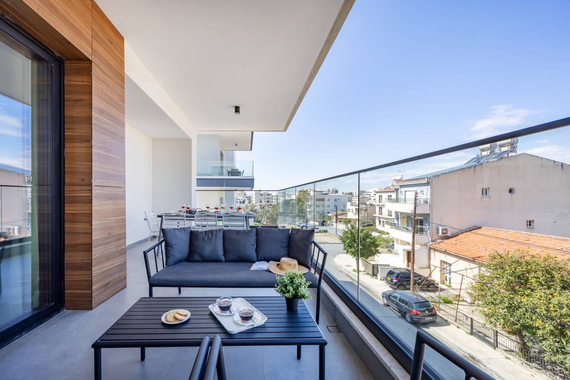 110 M² Apartamento ∙ 4 Habitaciones ∙ 8 Huéspedes - Limassol