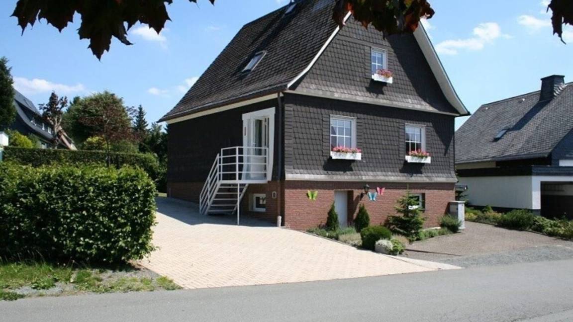 135 M² Maison De Vacances ∙ 3 Chambres ∙ 6 Personnes - Winterberg