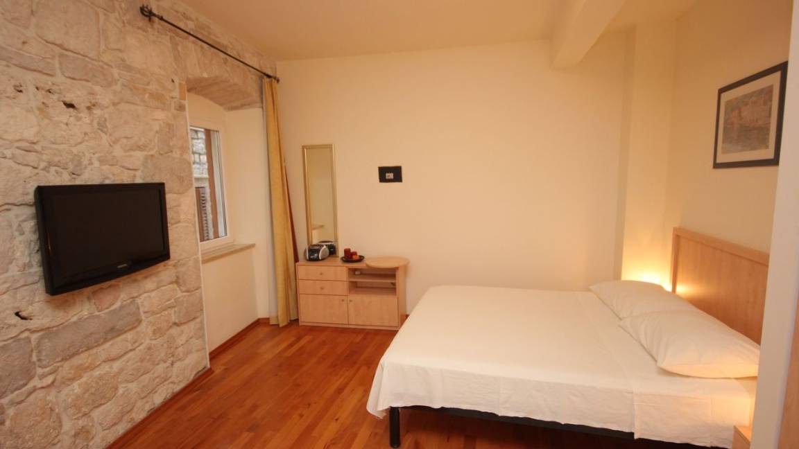 22 M² Hotel ∙ 1 Slaapkamer ∙ 3 Gasten - Kroatië