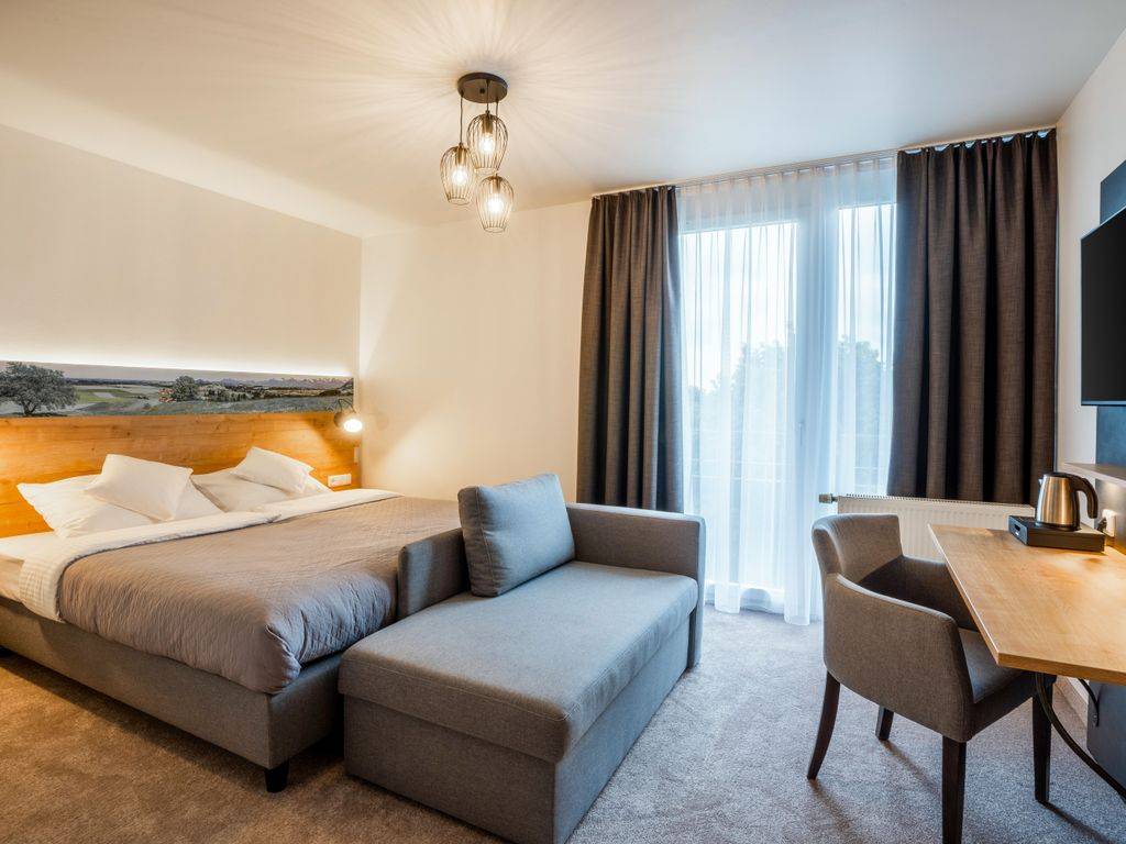 18 M² Hotel ∙ 2 Guests - Vaterstetten