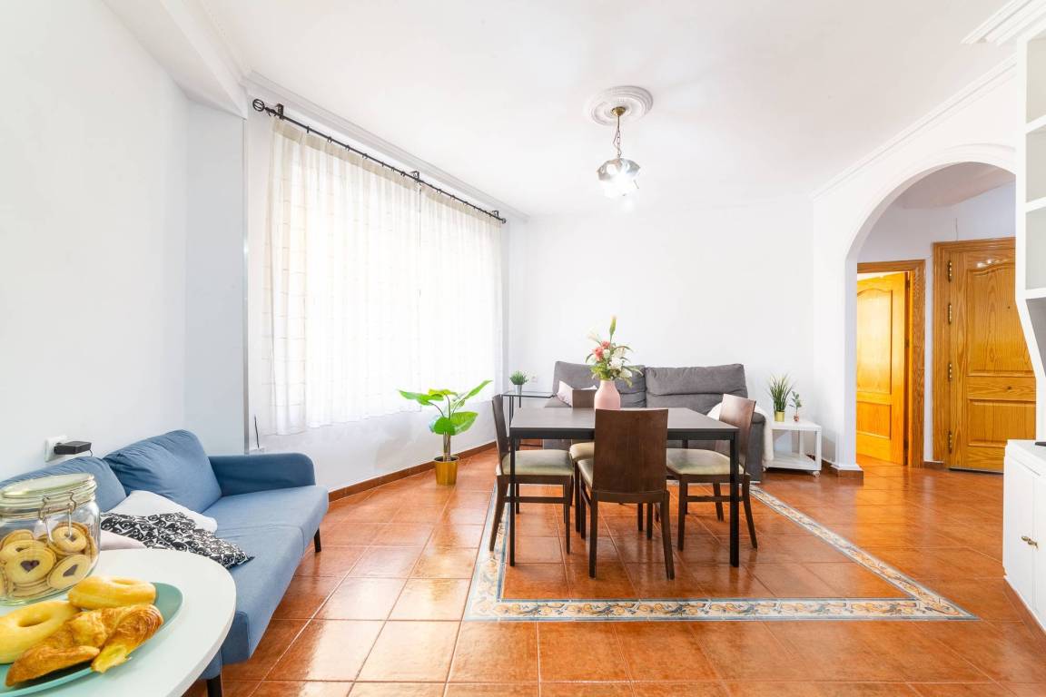 100 M² Casa ∙ 3 Habitaciones ∙ 6 Huéspedes - Almería