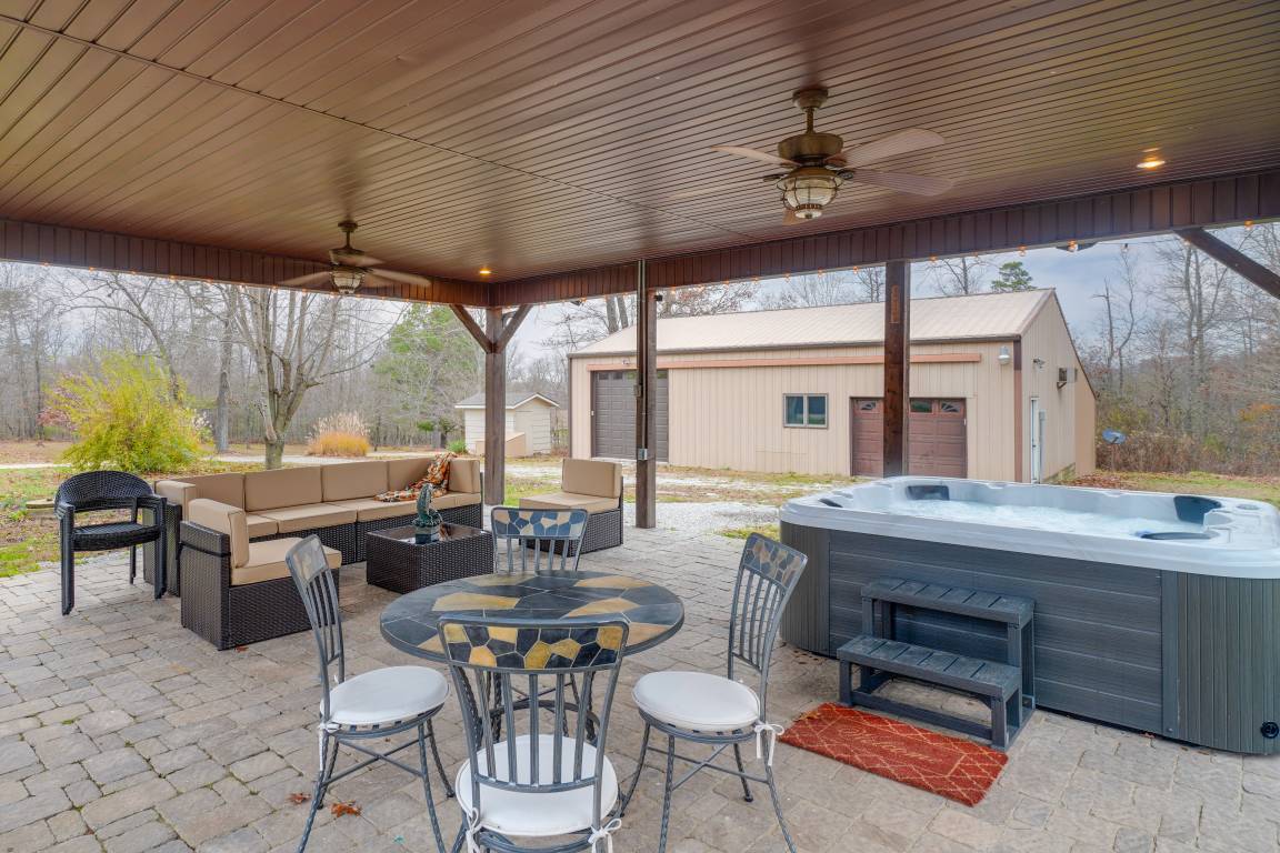 139 M² House ∙ 3 Bedrooms ∙ 8 Guests - Montauk State Park, Salem