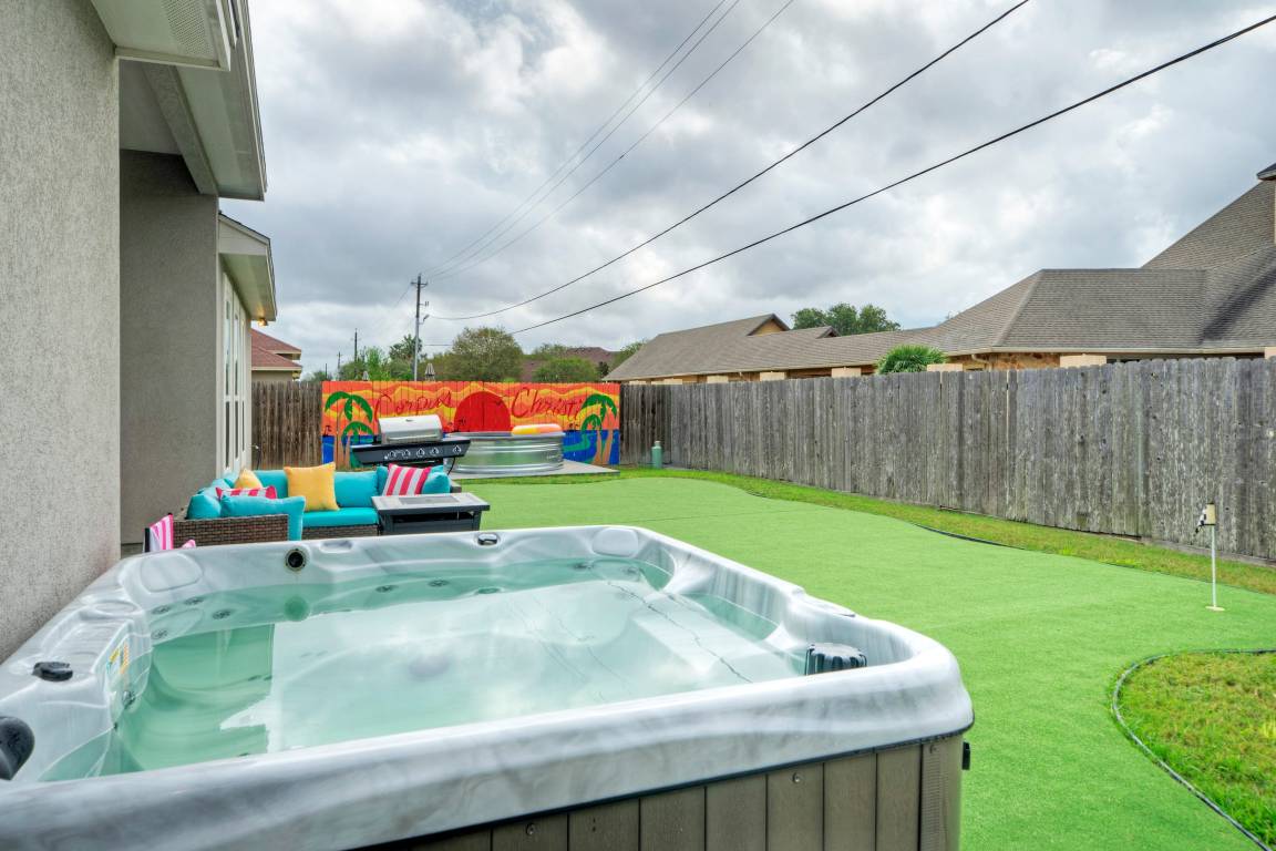 294 M² House ∙ 5 Bedrooms ∙ 16 Guests - North Padre Island, TX