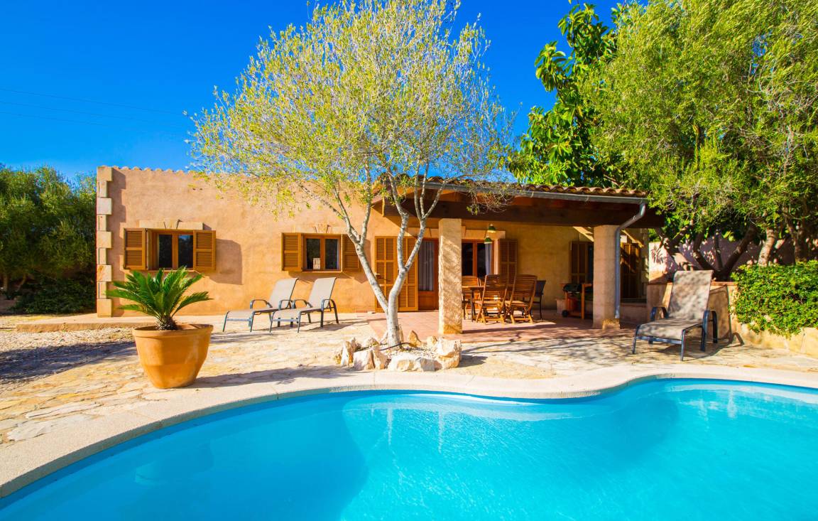 90 M² Ferienhaus ∙ 3 Schlafzimmer ∙ 6 Gäste - Cala Millor