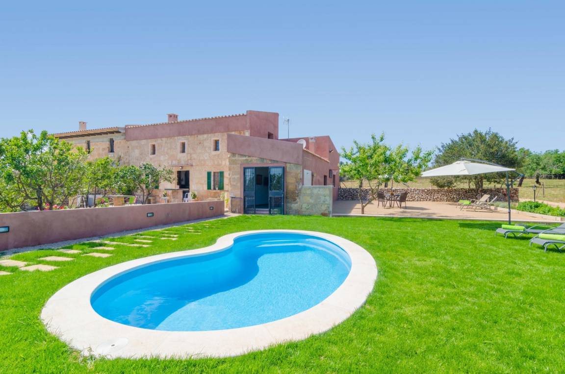 120 M² Apartment ∙ 1 Bedroom ∙ 6 Guests - Petra