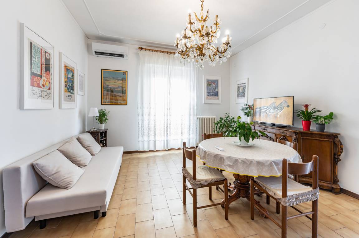 60 M² Appartamento Vacanza ∙ 2 Camere Da Letto ∙ 4 Ospiti - Pescara