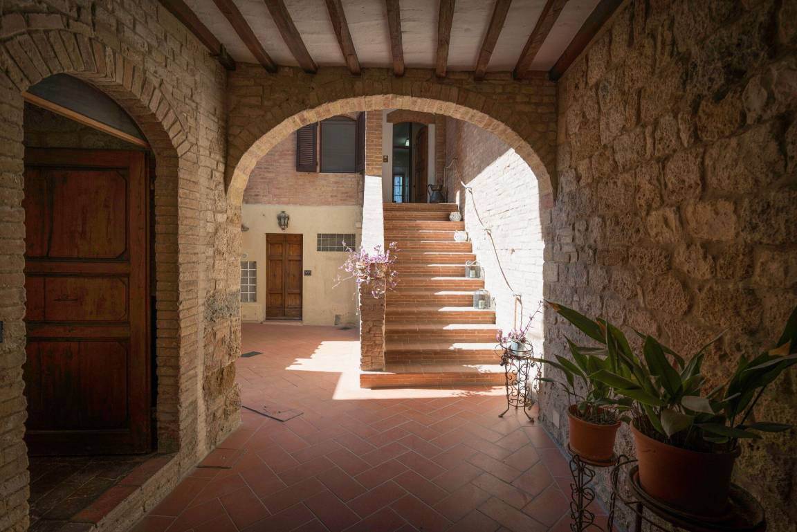70 M² Apartamento ∙ 2 Habitaciones ∙ 4 Huéspedes - San Gimignano
