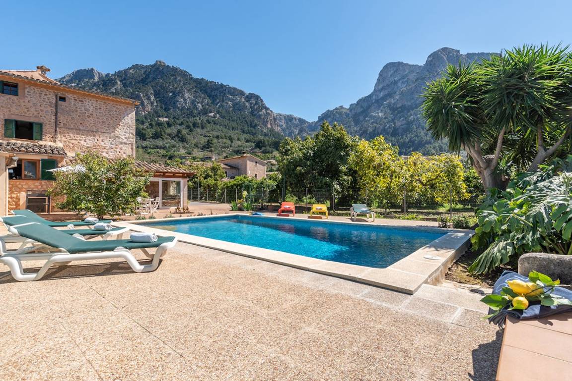 150 M² House ∙ 3 Bedrooms ∙ 6 Guests - Sóller