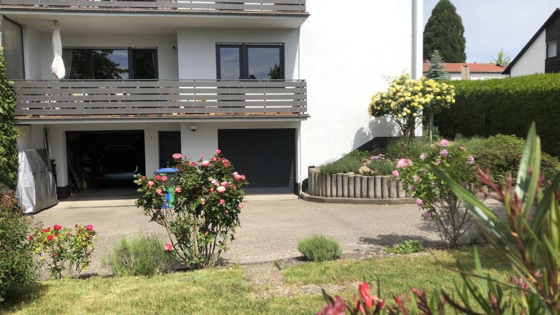 98 M² Apartamento ∙ 2 Habitaciones ∙ 4 Huéspedes - Saarbrücken