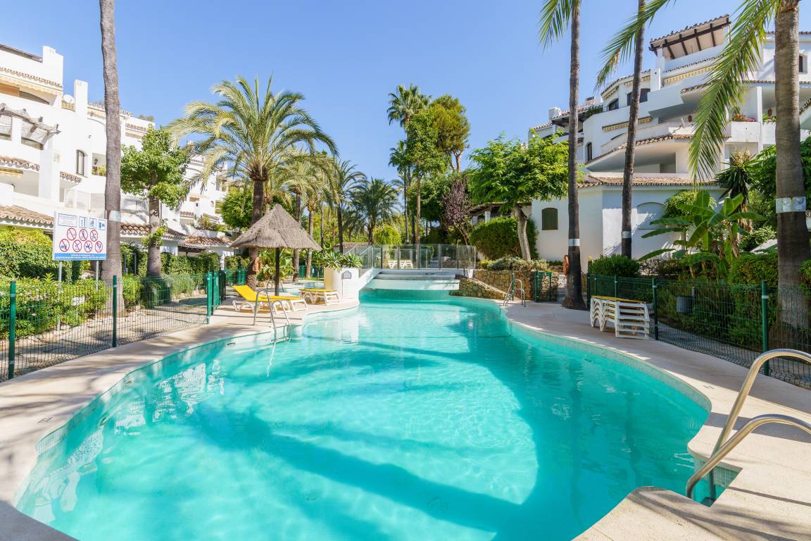 90 M² Apartment ∙ 2 Bedrooms ∙ 4 Guests - Marbella