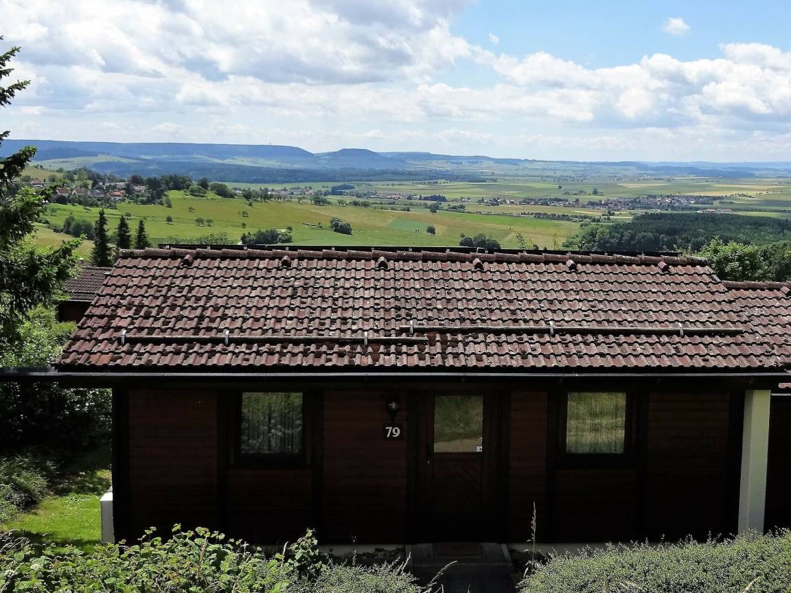 70 M² Ferienhaus ∙ 2 Schlafzimmer ∙ 6 Gäste - Villingen-Schwenningen