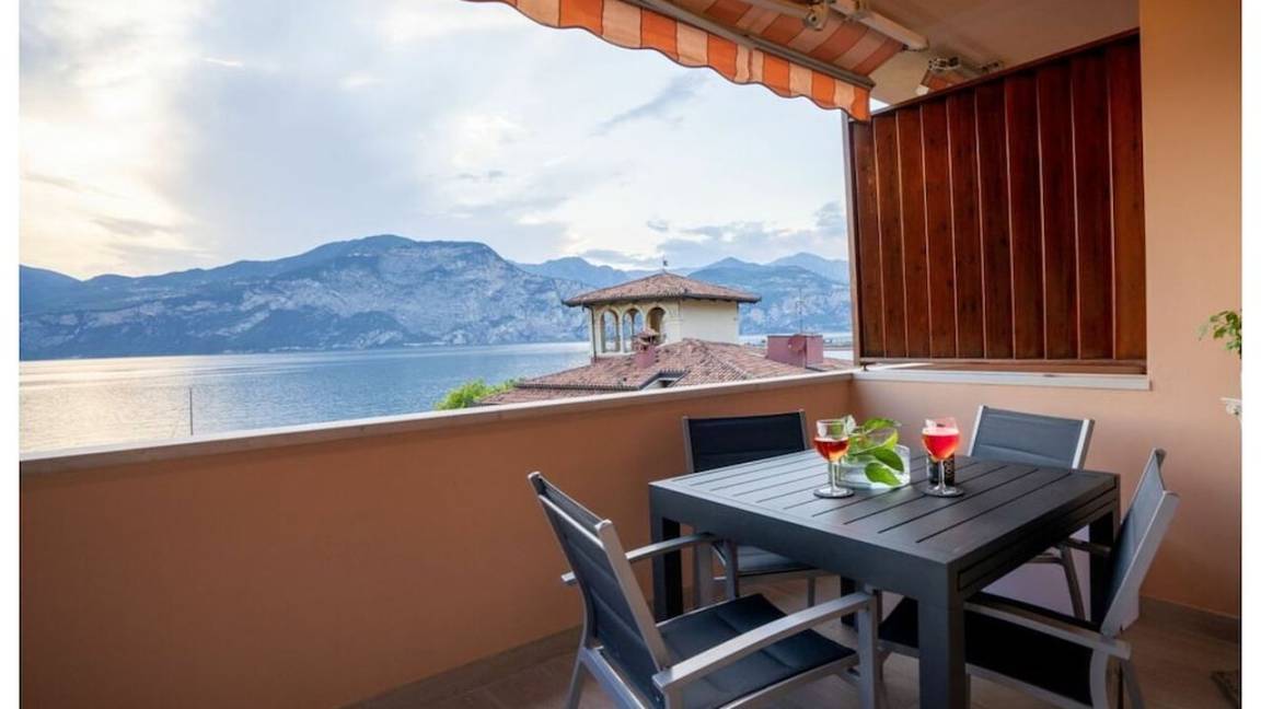 45 M² House ∙ 1 Bedroom ∙ 4 Guests - Limone Sul Garda
