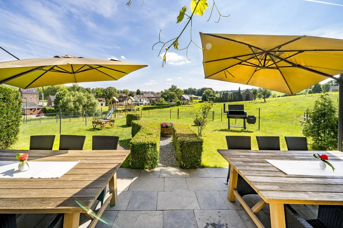 240 M² Gîte ∙ 4 Chambres ∙ 12 Personnes - Limbourg, Belgique