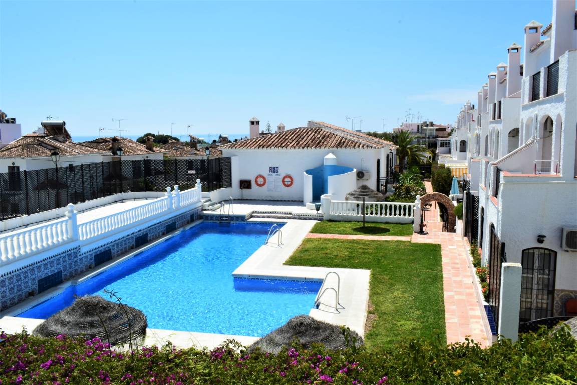 90 M² Apartment ∙ 2 Bedrooms ∙ 5 Guests - Nerja