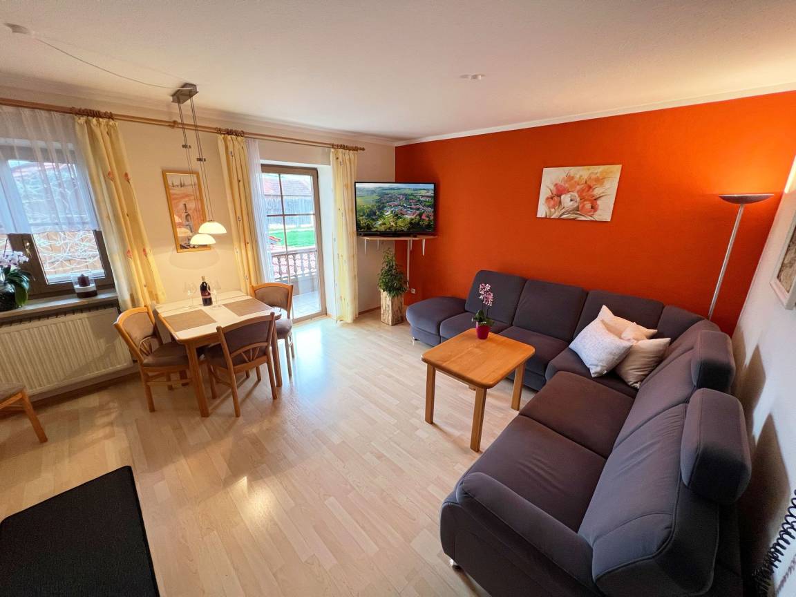 45 M² Ferienwohnung ∙ 1 Schlafzimmer ∙ 2 Gäste - Bad Birnbach