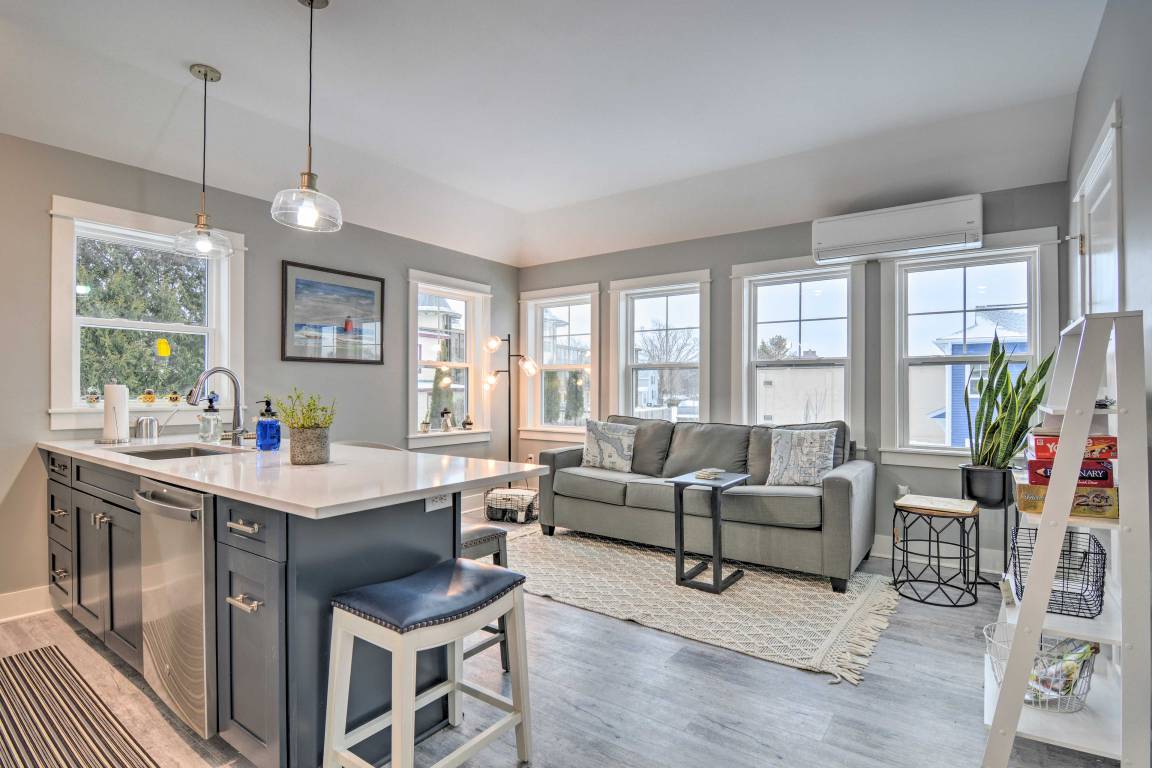 55 M² Apartment ∙ 1 Bedroom ∙ 4 Guests - Charlevoix, MI