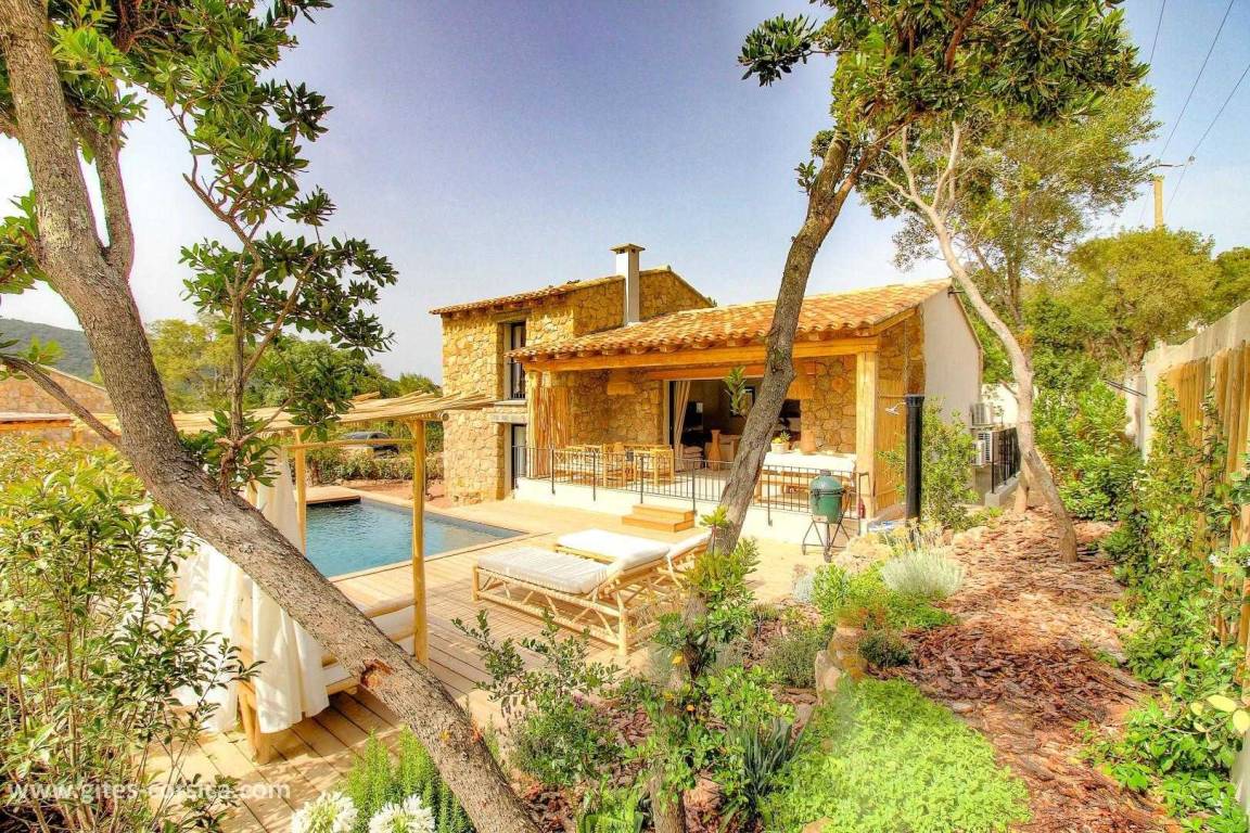 90 M² Gîte ∙ 3 Slaapkamers ∙ 6 Gasten - Corsica