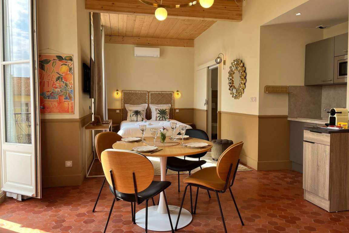 38 M² Maison De Vacances ∙ 4 Personnes - Hyères