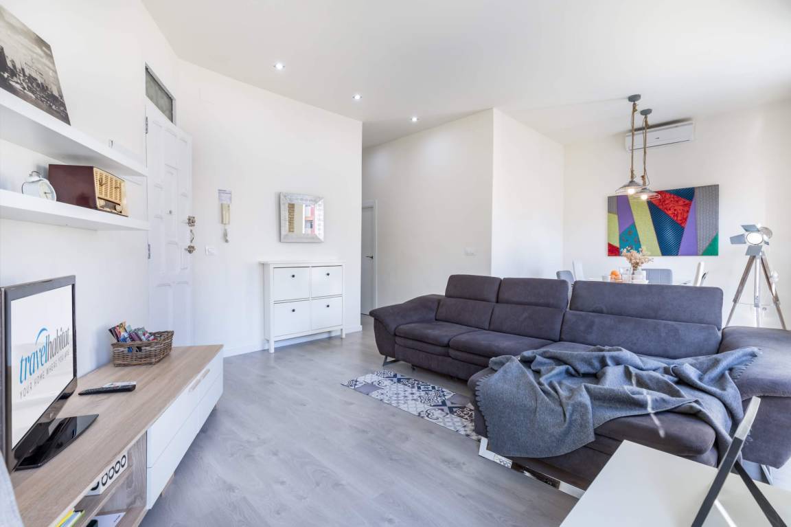 70 M² Apartamento ∙ 2 Habitaciones ∙ 5 Huéspedes - Catedral de Valencia