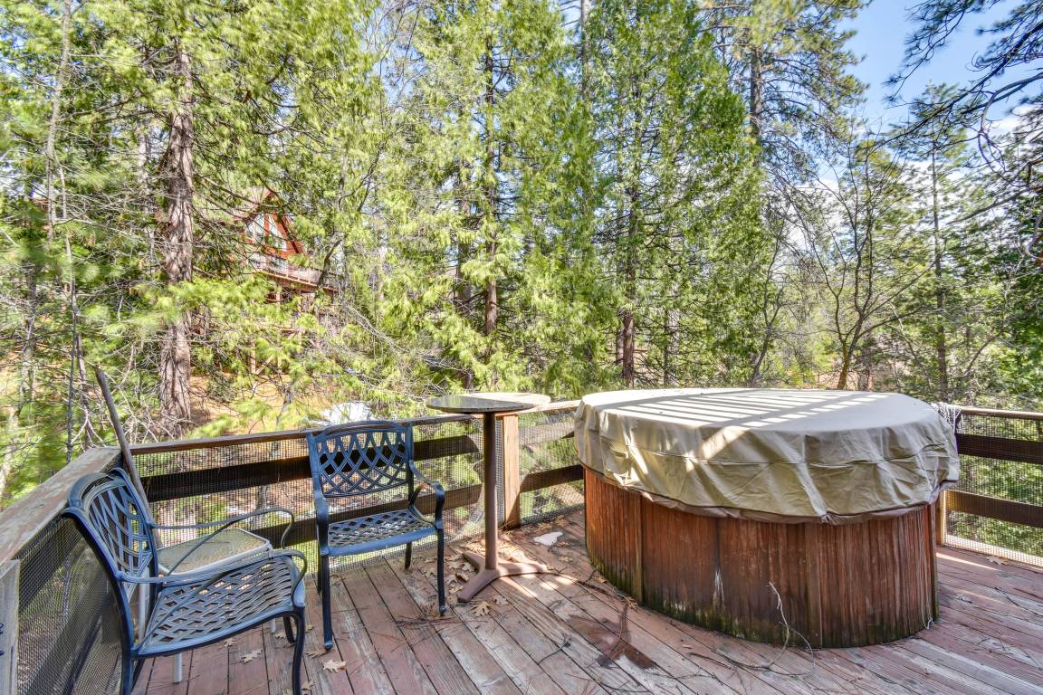 202 M² House ∙ 3 Bedrooms ∙ 6 Guests - Murphys, CA