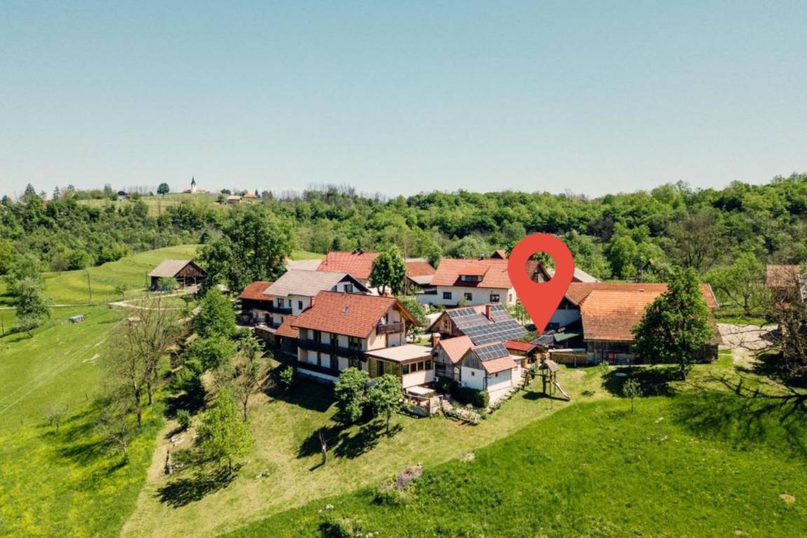 98 M² Chalet ∙ 3 Bedrooms ∙ 6 Guests - Slovenia
