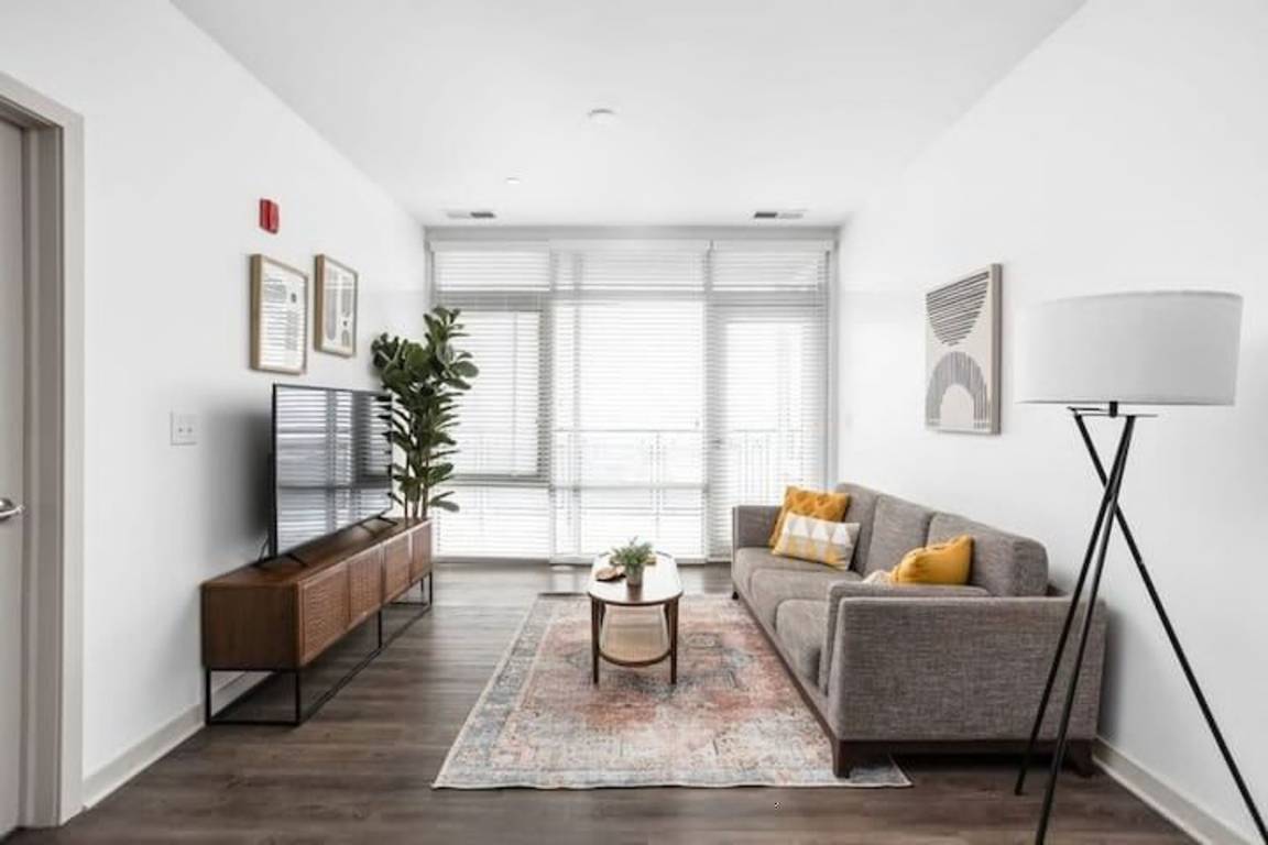 Apartment ∙ 2 Bedrooms ∙ 4 Guests - Indianapolis, IN