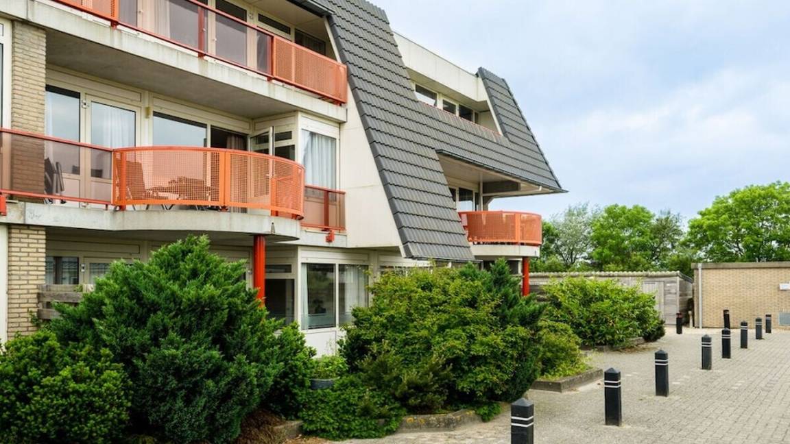 75 M² House ∙ 2 Bedrooms ∙ 4 Guests - Ameland