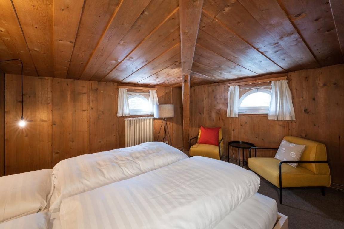 130 M² Ferienwohnung ∙ 4 Schlafzimmer ∙ 8 Gäste - Bever