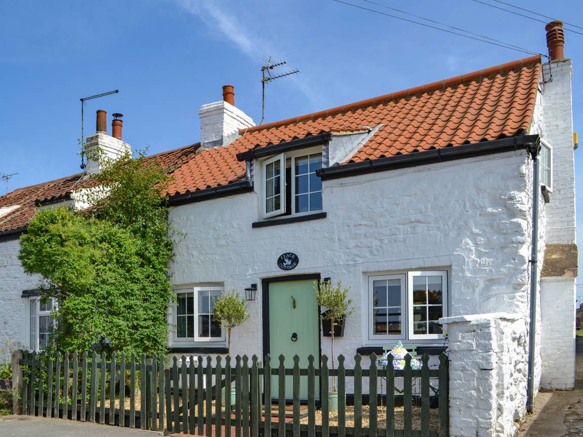 Cottage ∙ 2 Bedrooms ∙ 4 Guests - Flamborough