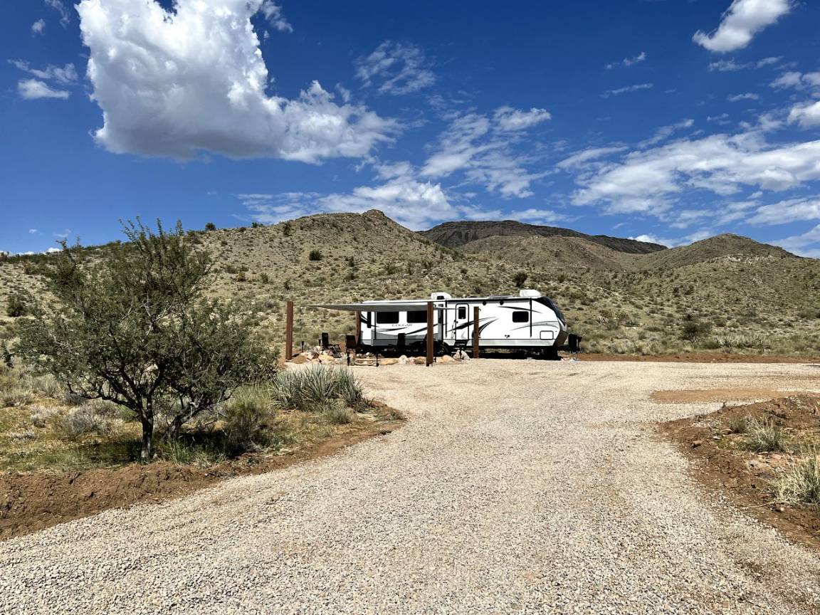 Caravan ∙ 1 Bedroom ∙ 4 Guests - Kingman