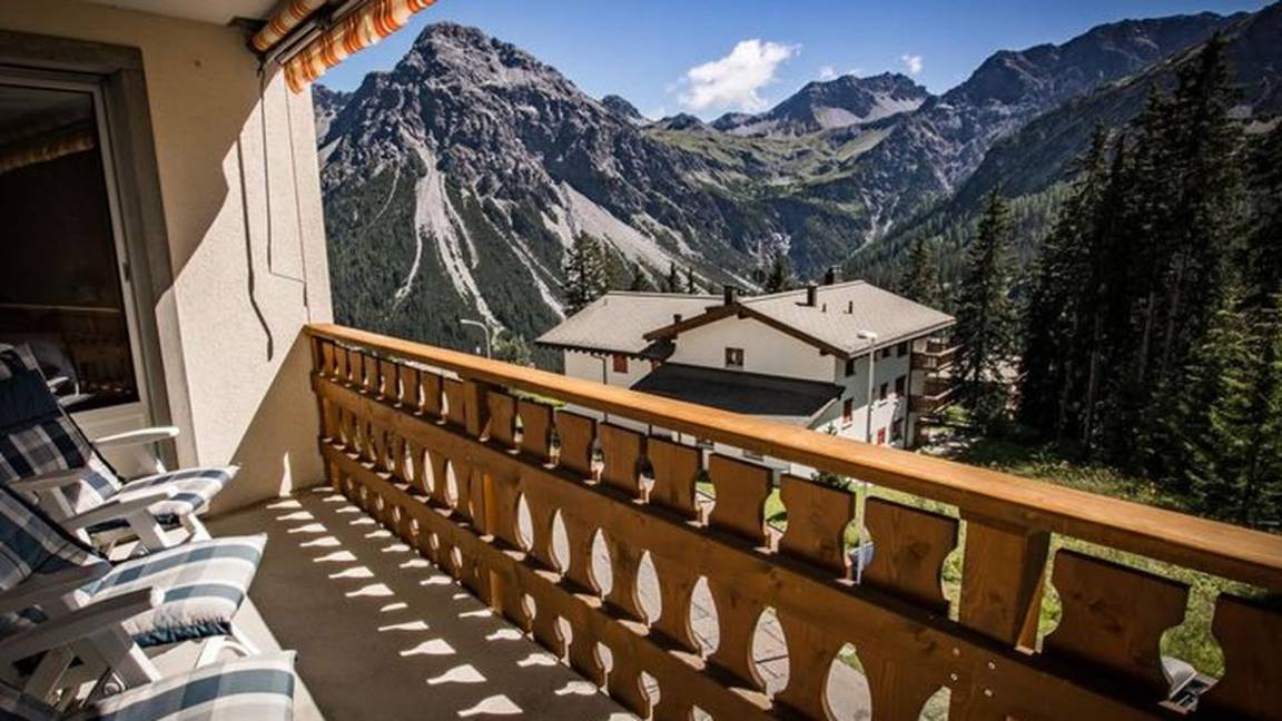 103 M² Apartment ∙ 2 Bedrooms ∙ 4 Guests - Lenzerheide