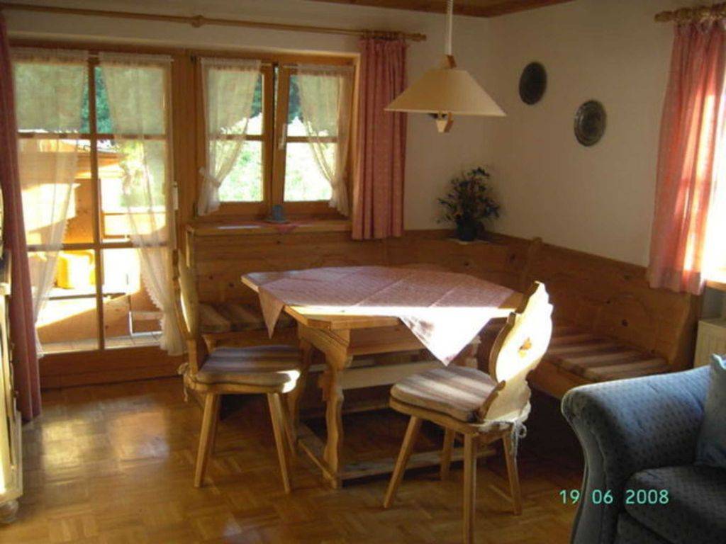 50 M² Ferienwohnung ∙ 1 Schlafzimmer ∙ 2 Gäste - Fischbachau