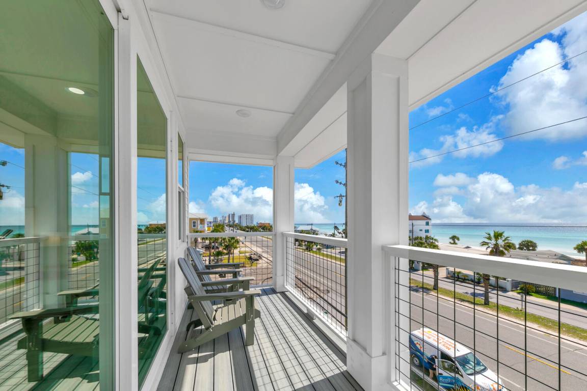 341 M² House ∙ 6 Bedrooms ∙ 17 Guests - Panama City Beach, FL