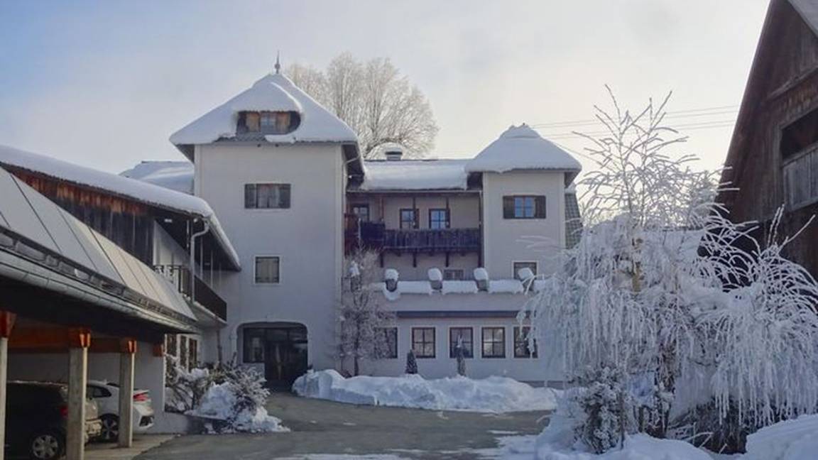 80 M² Ferienwohnung ∙ 2 Schlafzimmer ∙ 5 Gäste - Hermagor