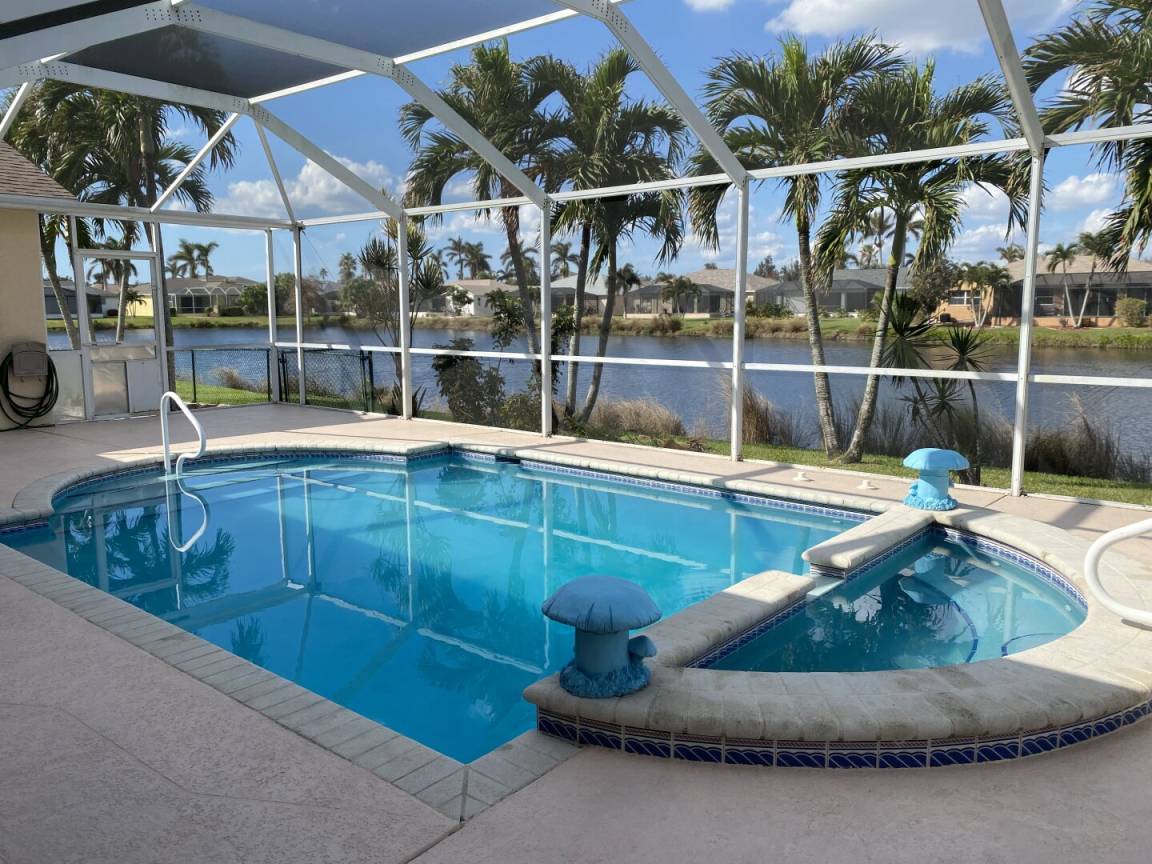 203 M² House ∙ 4 Bedrooms ∙ 11 Guests - Fort Myers Beach, FL