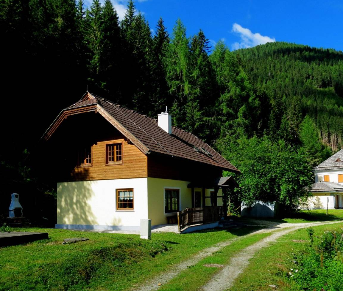 110 M² Ferienhaus ∙ 3 Schlafzimmer ∙ 7 Gäste - Katschberg