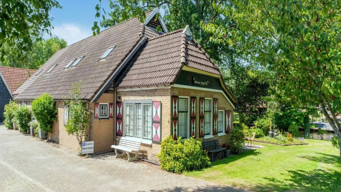180 M² House ∙ 3 Bedrooms ∙ 6 Guests - Giethoorn