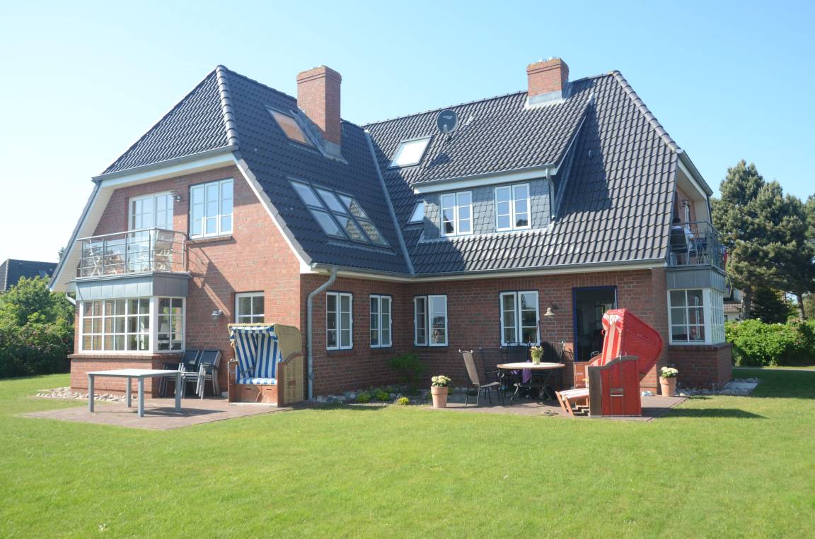 75 M² Ferienwohnung ∙ 1 Schlafzimmer ∙ 4 Gäste - Norddorf